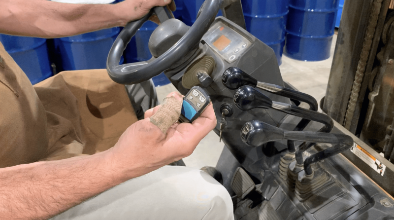 Eagle-Grip® Empty Drum Handling Attachment